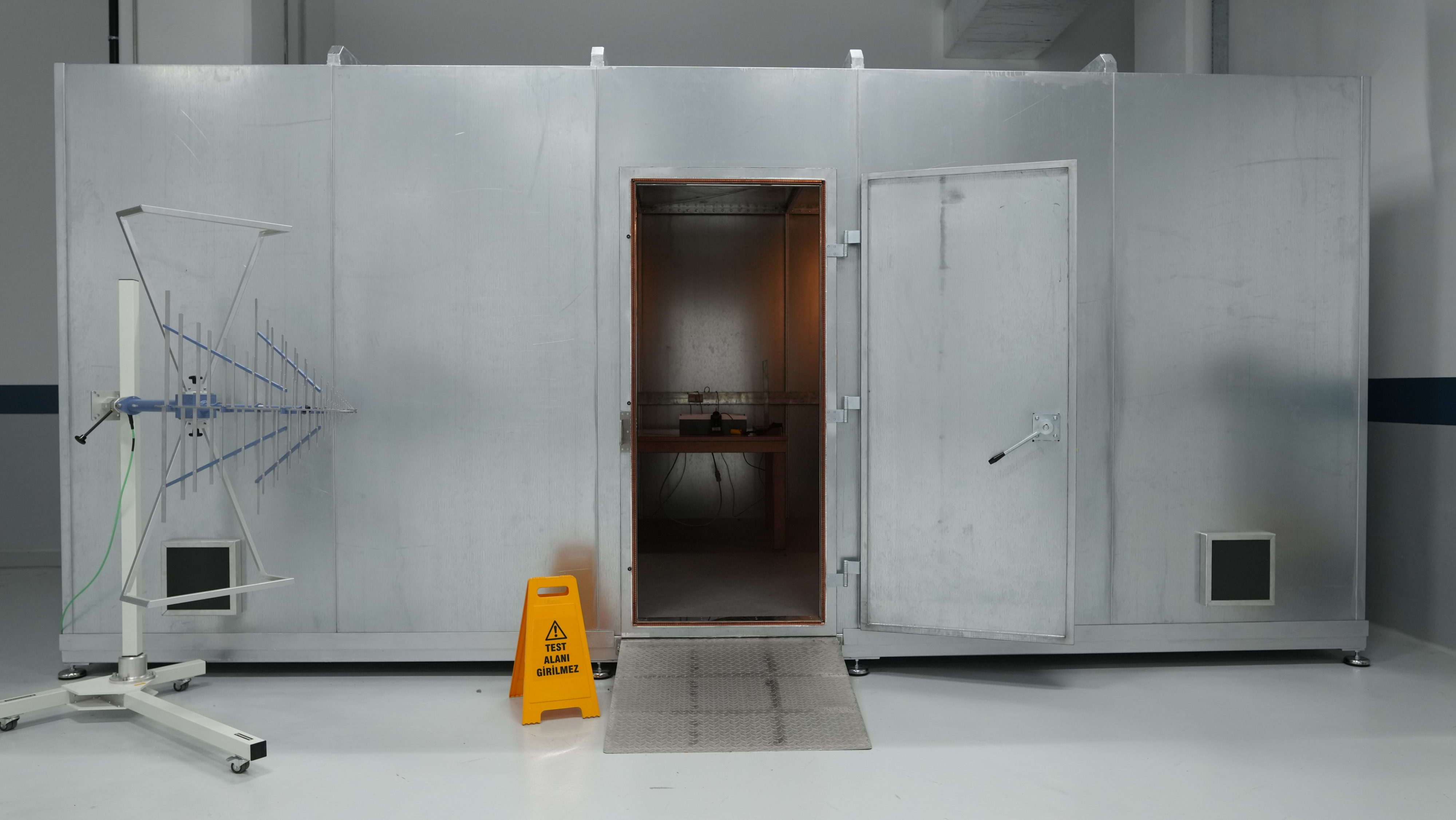 ABOUT US - Mavili Elektronik A.Ş.